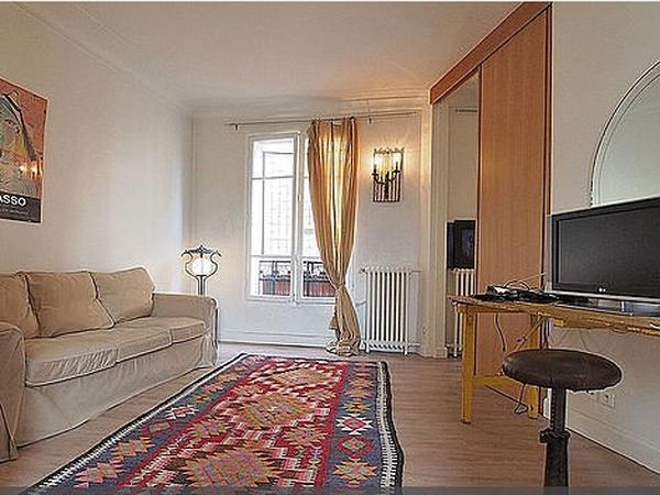 House Sitting in Paris, France - TrustedHousesitters.com